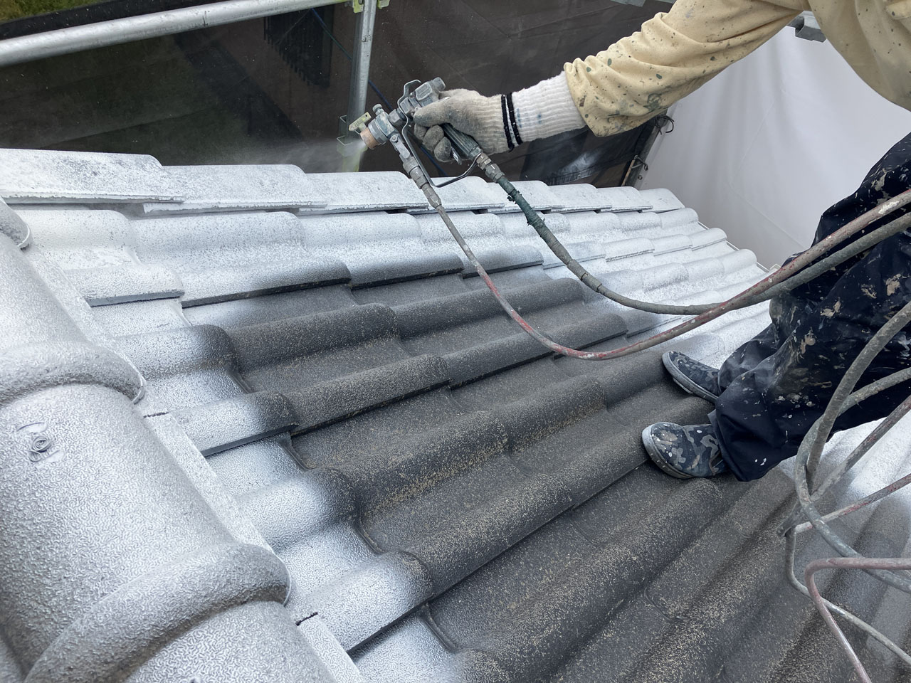 K様邸外壁他塗装工事 - 福岡県北九州市の建設塗装会社、株式会社スワシタ。公共工事、公共塗装、送電線鉄塔工事、橋梁塗装、ビル塗装、住宅の外壁塗装を行っています。